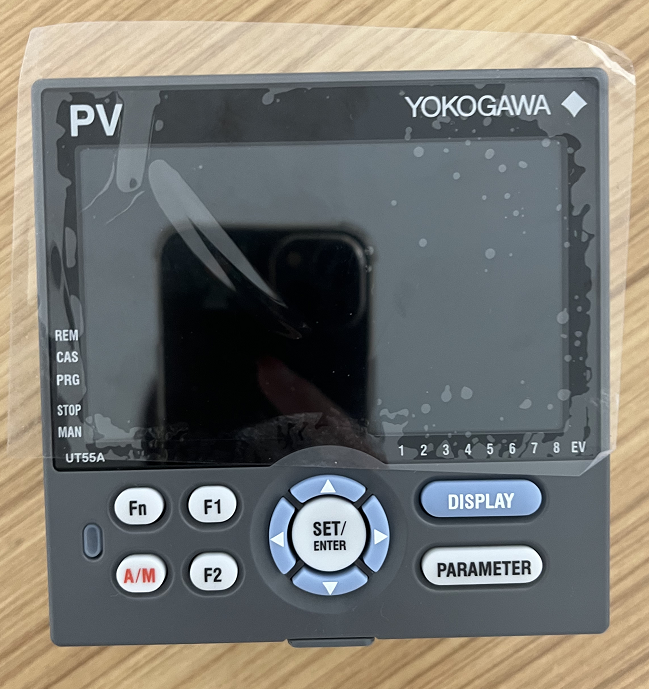 Yokogawa UT55A-010-11-00 Digital Indicating Controller UT32A-000-11-00 Temperature Controller