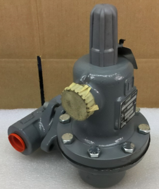 Fisher 627 Series Industrial Pressure Reducing Regulators Direct Operated