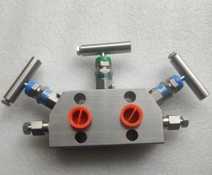 Emerson Rosemounte Stainless Manifold Valve 3 Way 0305RC32B11B4L4 ...