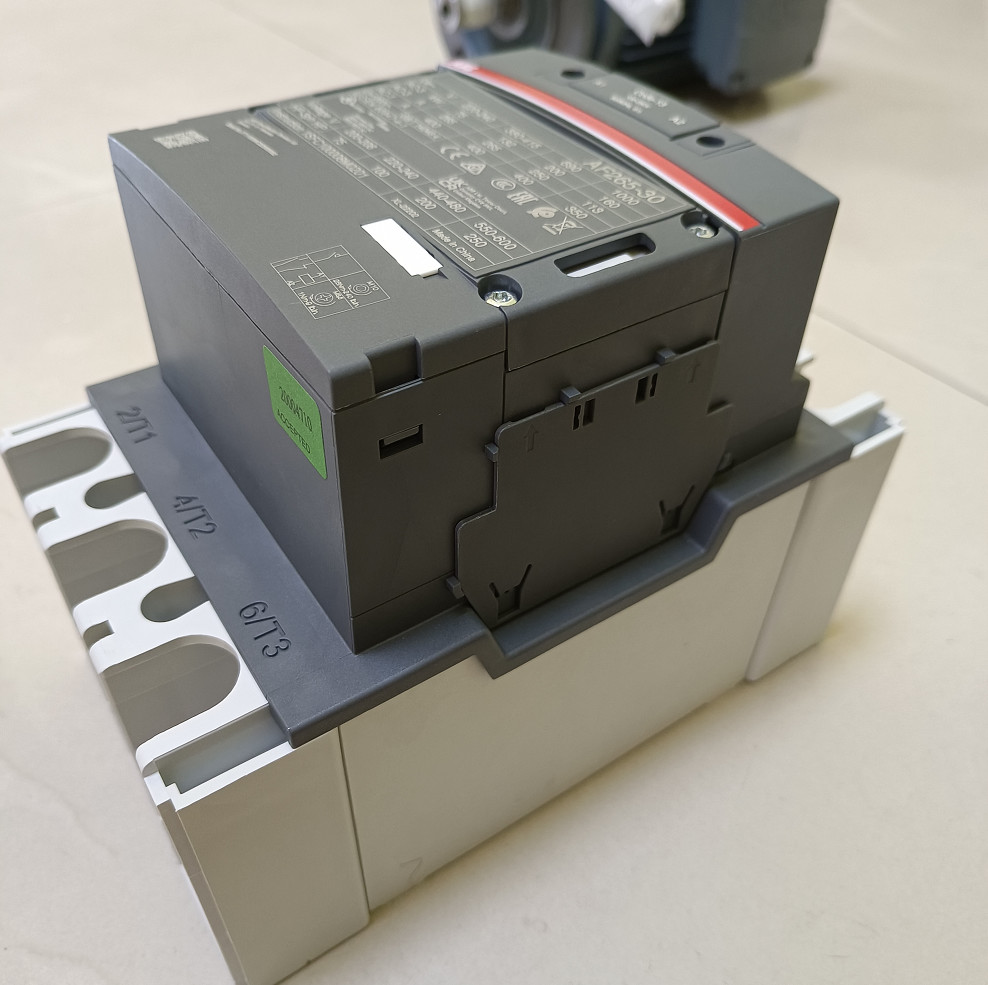 ABB Af265-30-11-13 3 Phase Contactor (600 VAC) 350A Plc Logic Controller