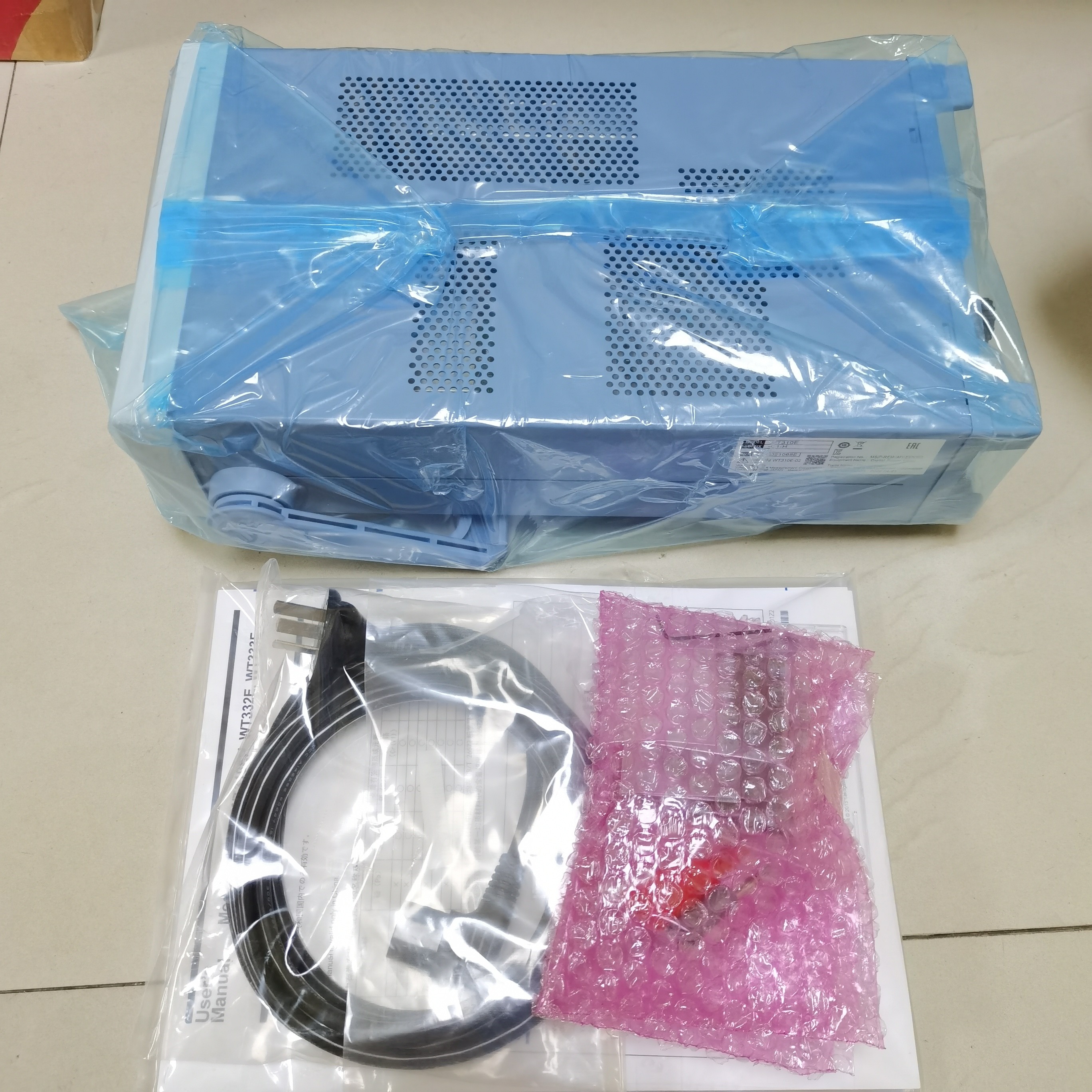 Yokogawa WT300 Digital Voltage Current Power Meter Analyzer WT310E WT332E