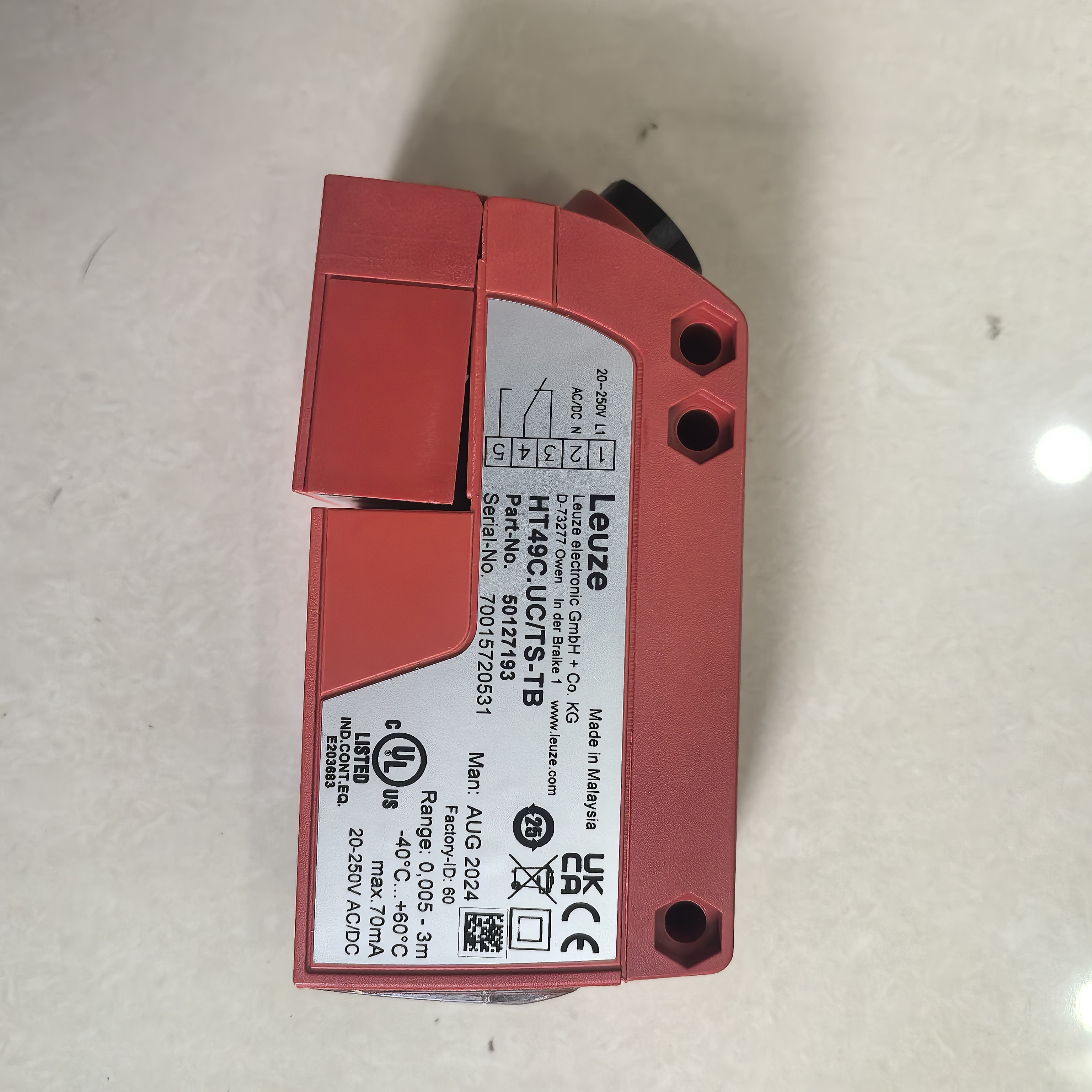 HT49C.UC/TS-TB Diffuse Sensor With Background Suppression Series 49c ...