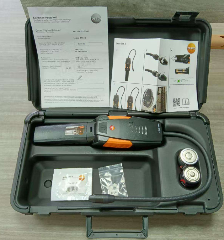 Testo 316-3 Refrigerant Leak Detector with Easy Reset