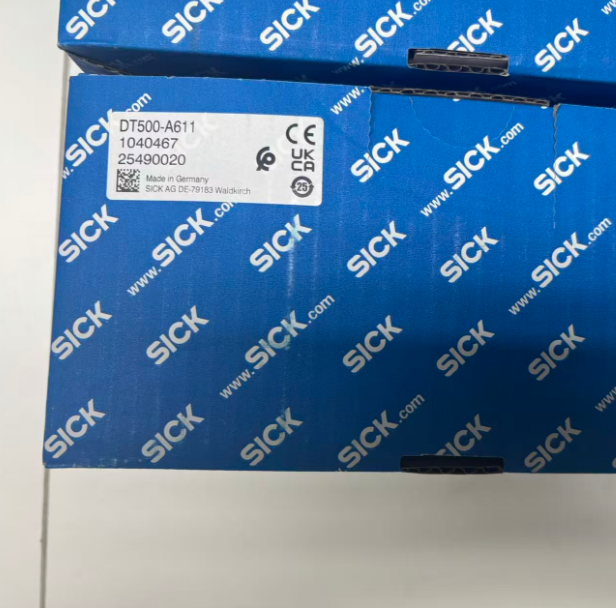 SICK DT500-A611 Distance Sensor with High Precision